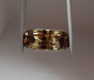 8.94 cts. Zultanite® Barion Oval by Stephen Kotlowski - Zultanite® Gems