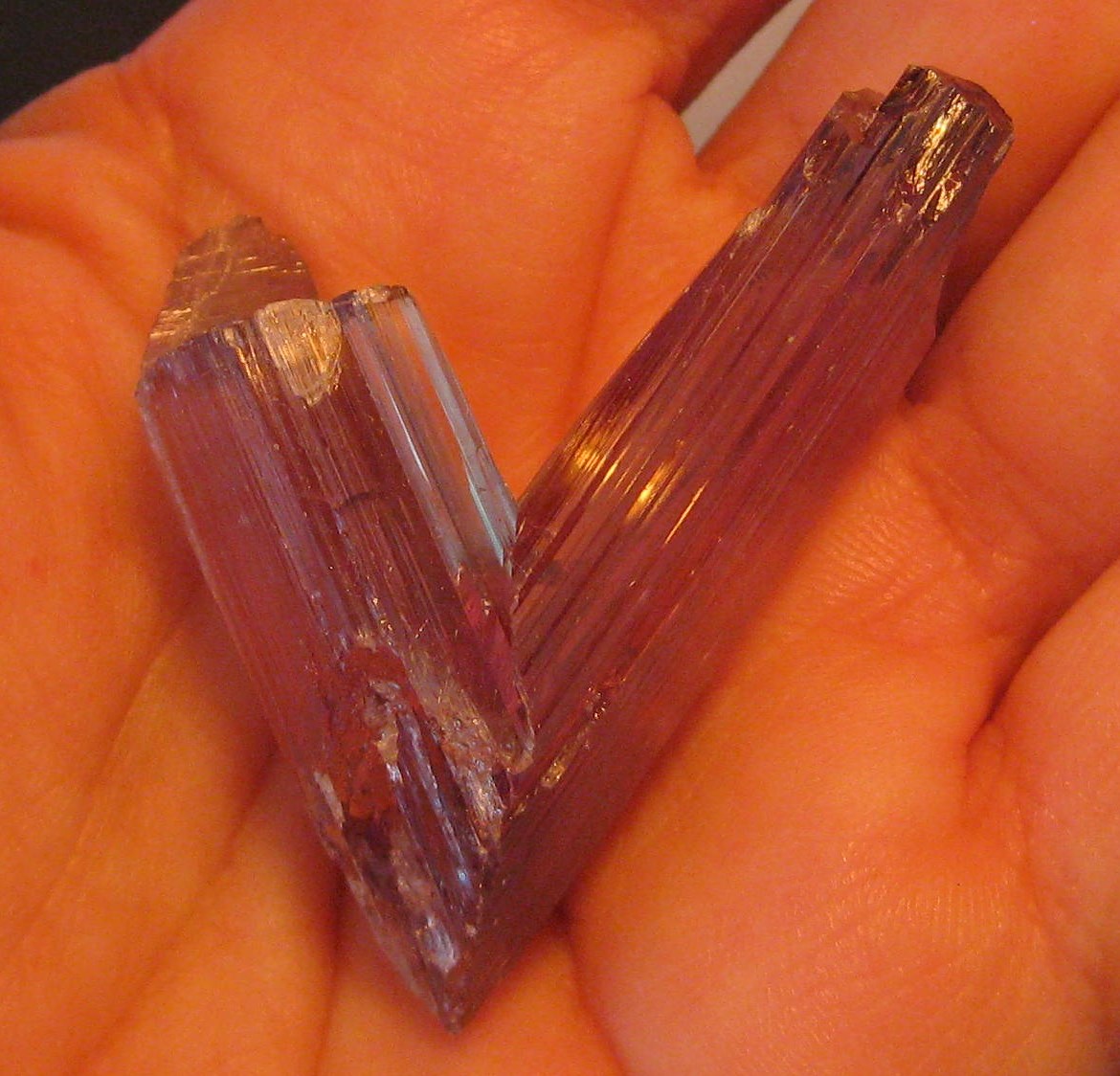 Zultanite® Crystal Mineral Specimen #005 - Zultanite® Gems
